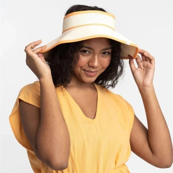 Gyal Bashy | Accessories | Gal Bashy Nwt Jimani Roll Up Straw Sun Visor ...